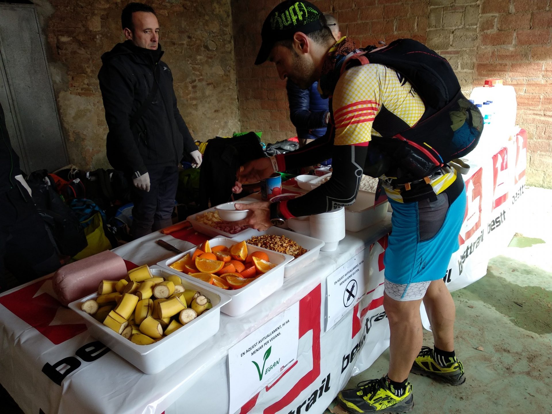Qué comer durante una ultra trail - Ultres Catalunya